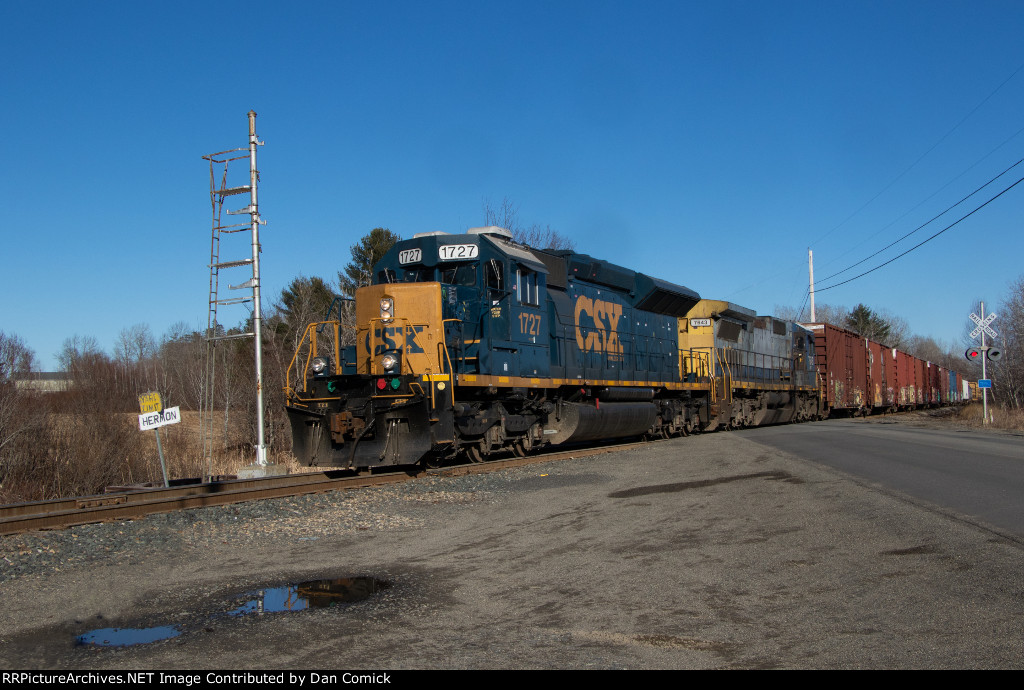 CSXT 1727 Leads L071 West at Bog Rd. in Hermon
